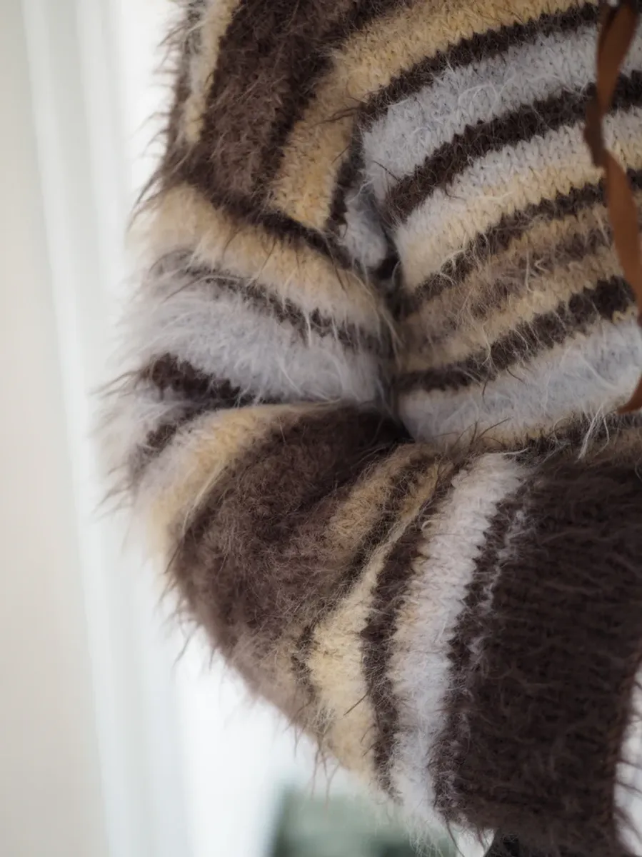 Fuzzy Mista Sweater. Oppskrift - GarnGruven